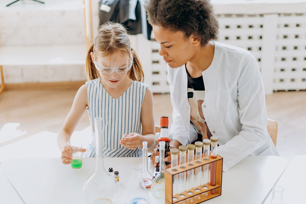 Fun microscope experiments for children #2 — Microscopes.com.au